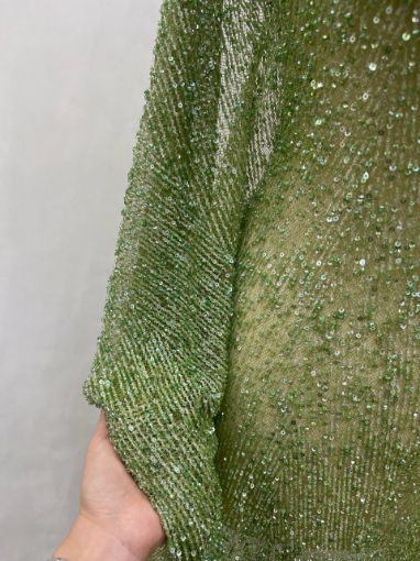 Maison de Luxe. Broderie tip dantela verde fistic